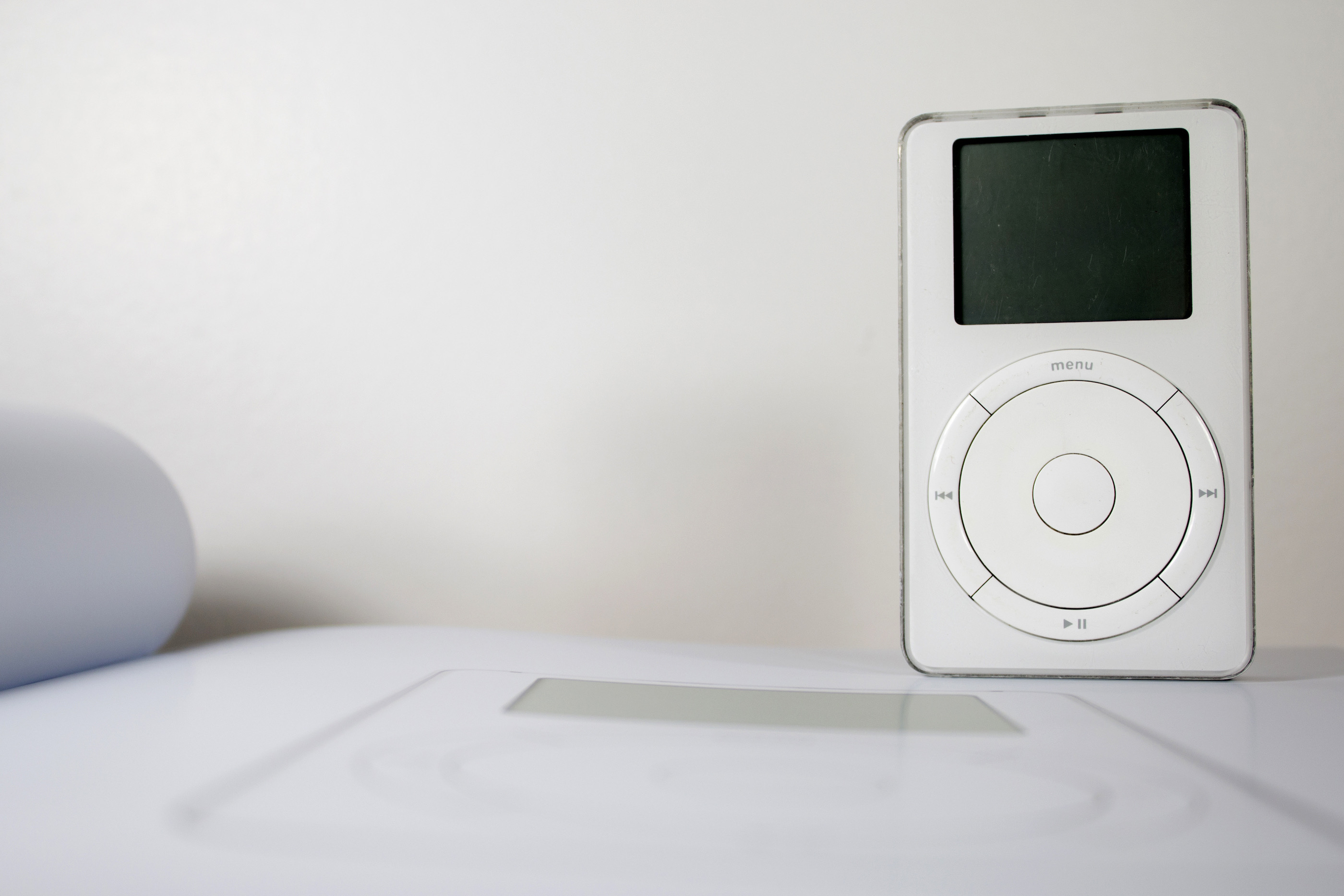 2001 Revisited: the iPod Introduction – 512 Pixels