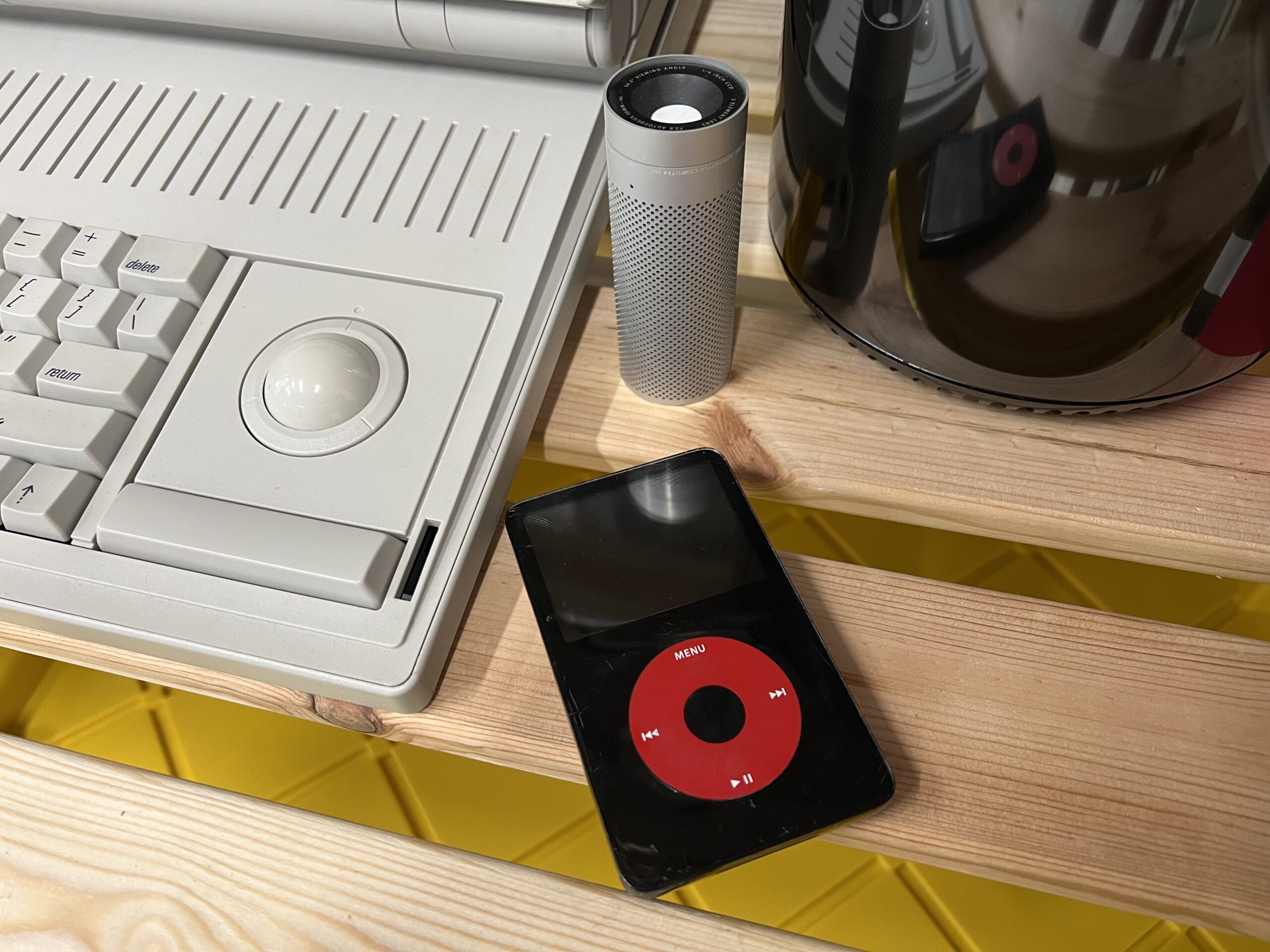 The U2 iPod – 512 Pixels